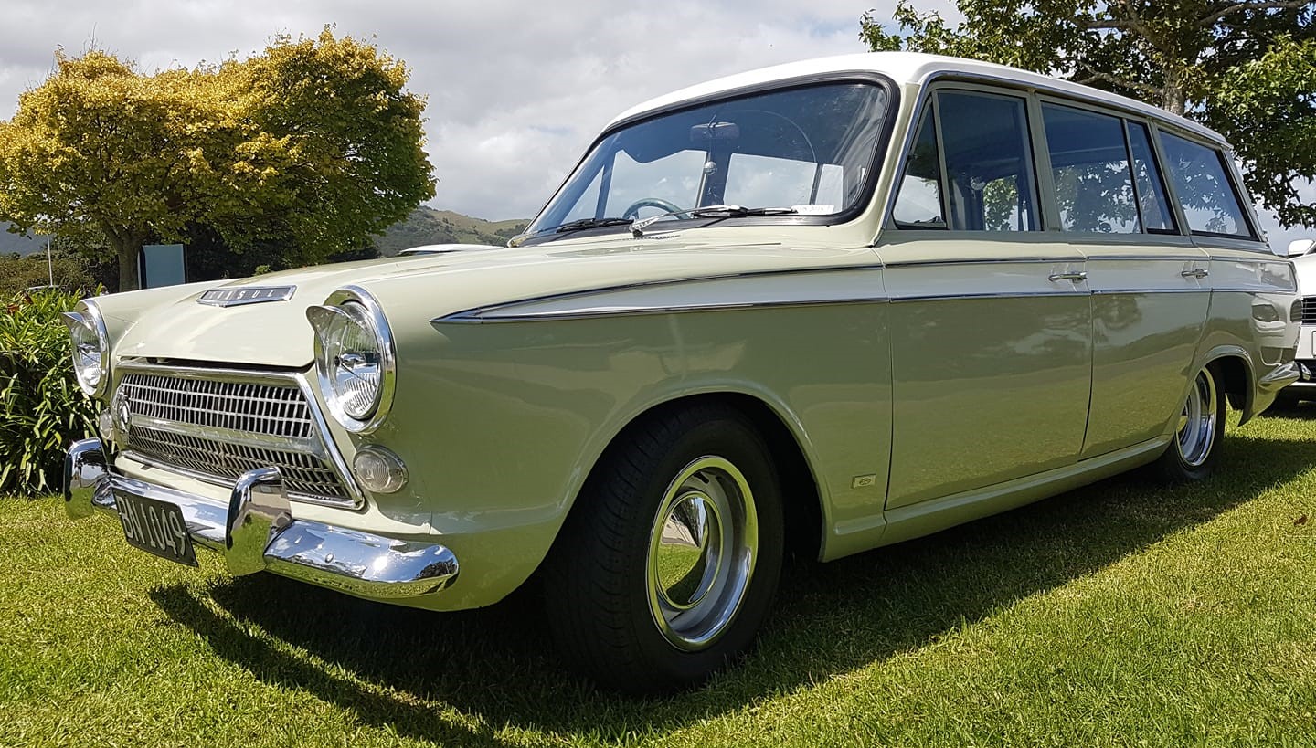 Photo Gallery : Classic Cortina